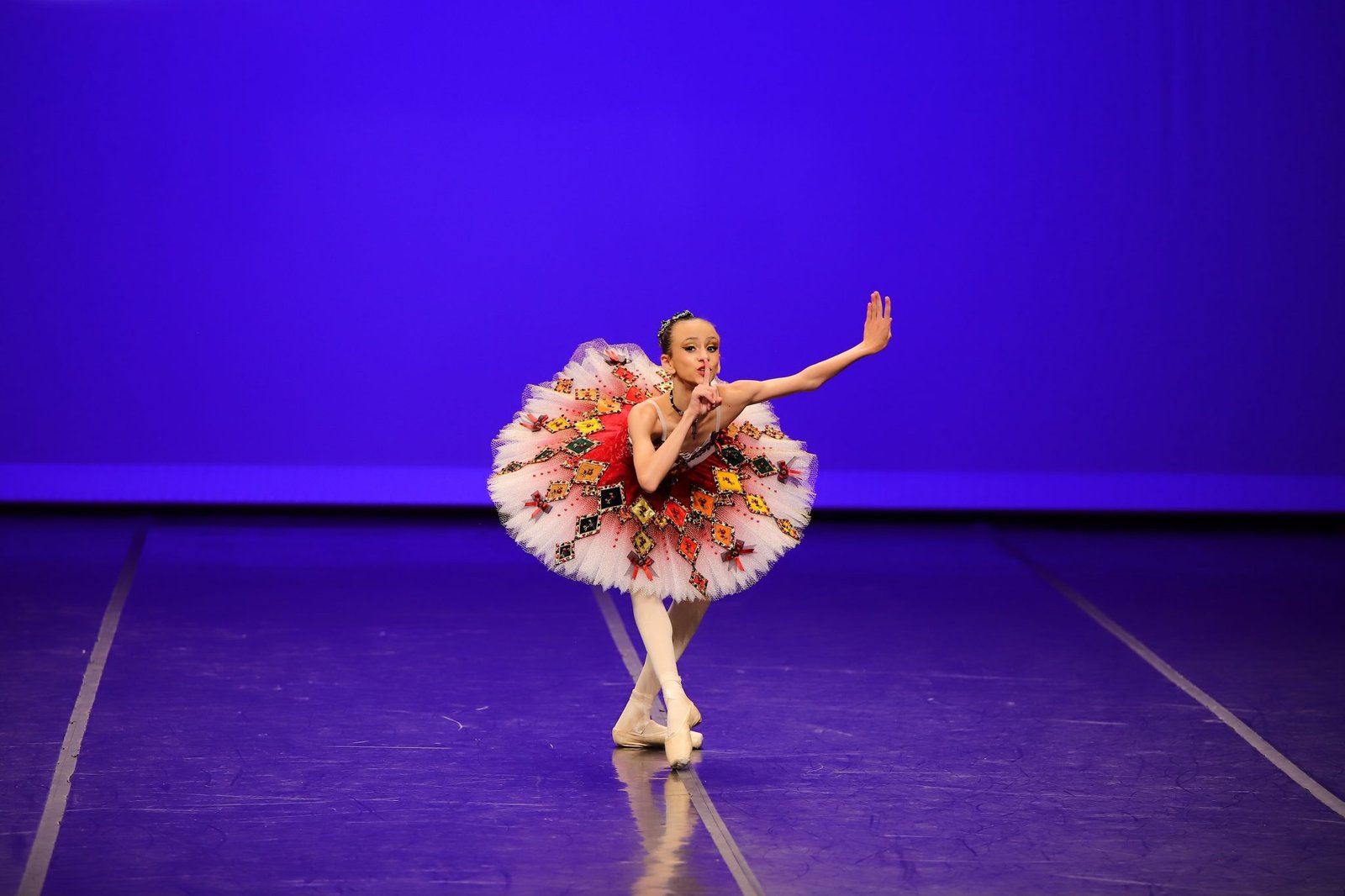 Ballet Vera Bublitz, na final da maior competição de ballet do mundo ...